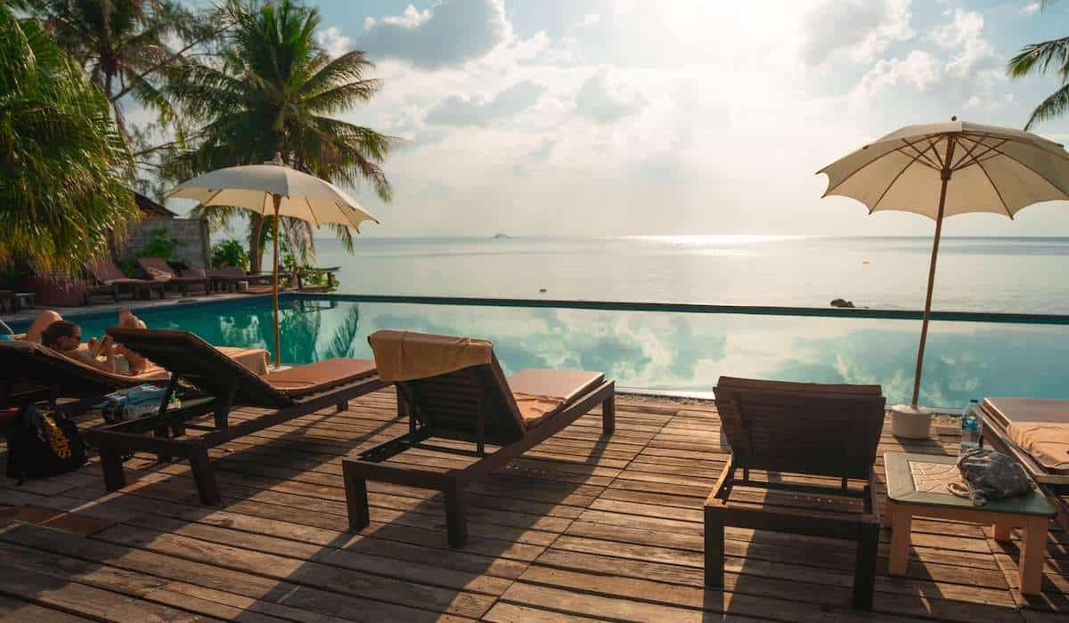 What To Look For in a Hotel? 17 Things To Consider Before Booking